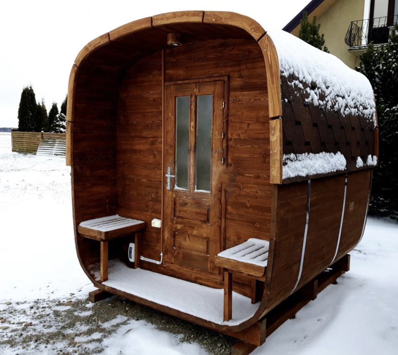 Dārza mājas, lapenes, nojumes