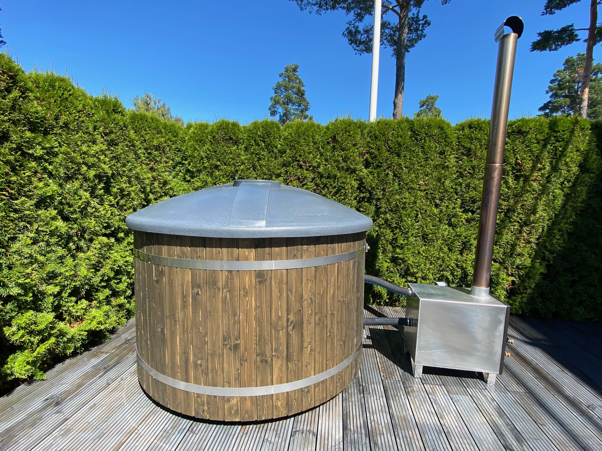 Dārza mājas, lapenes, nojumes